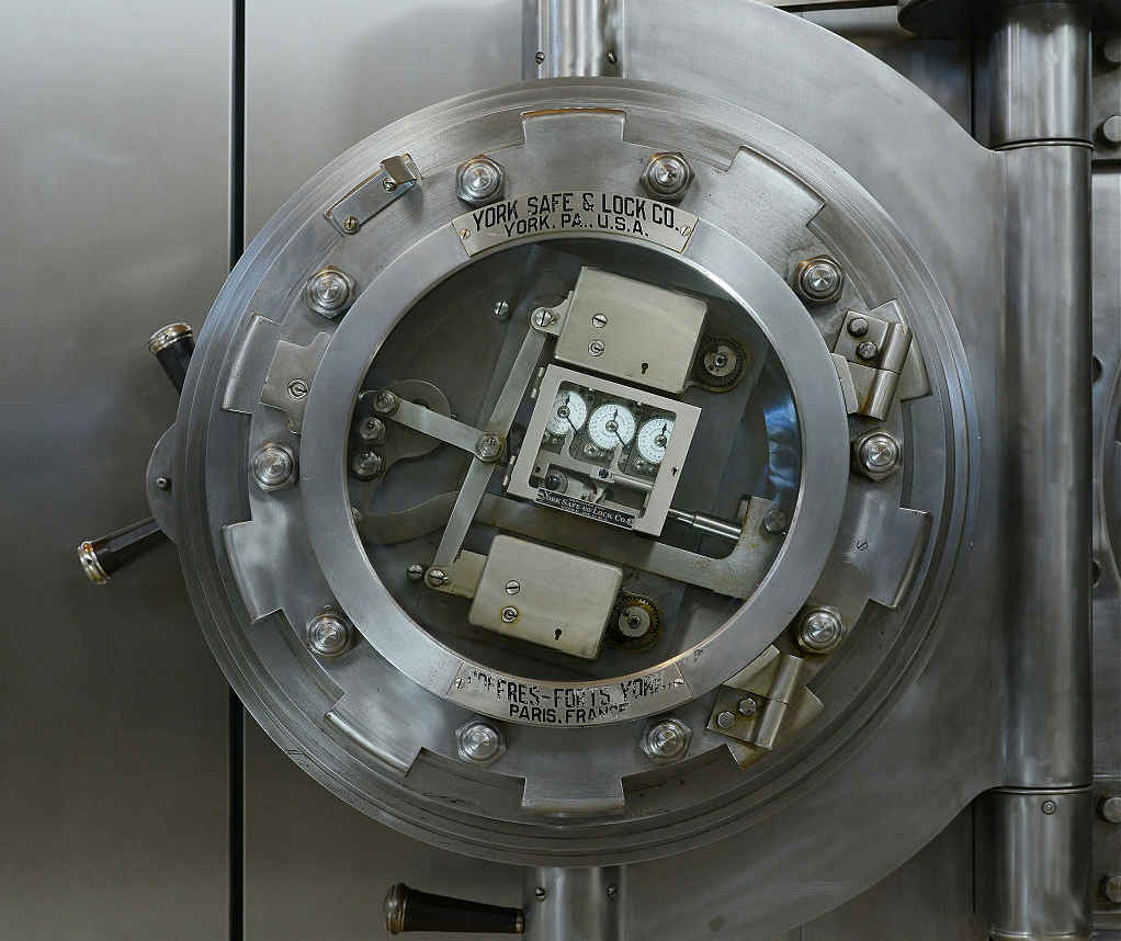 Rocky Linux From CIQ - Hardened Takes Enterprise Linux Security to the Next Level - FOSS Force